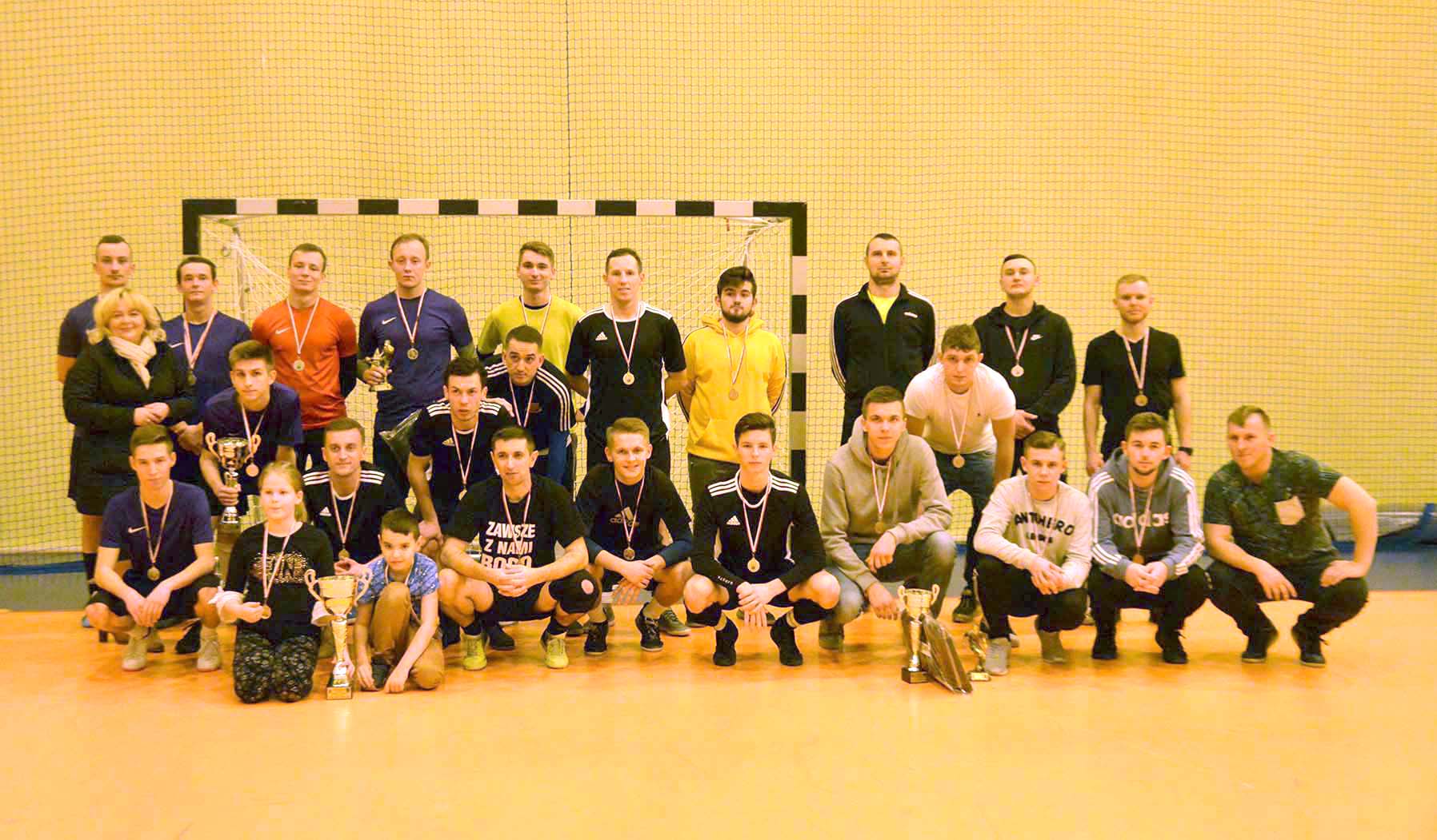 Bestia Team zwycięzcą IV Halowego Turnieju o Puchar Wójta Gminy ...